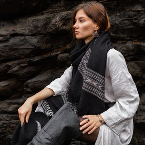 Handwoven Shawl Black Merino Wool Ethnic Shawl Unique Shawl Original ...