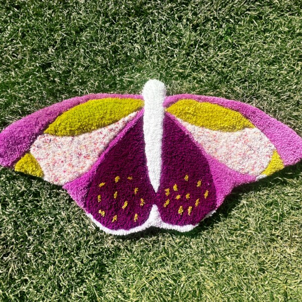 Butterfly Tufted Rug - Etsy