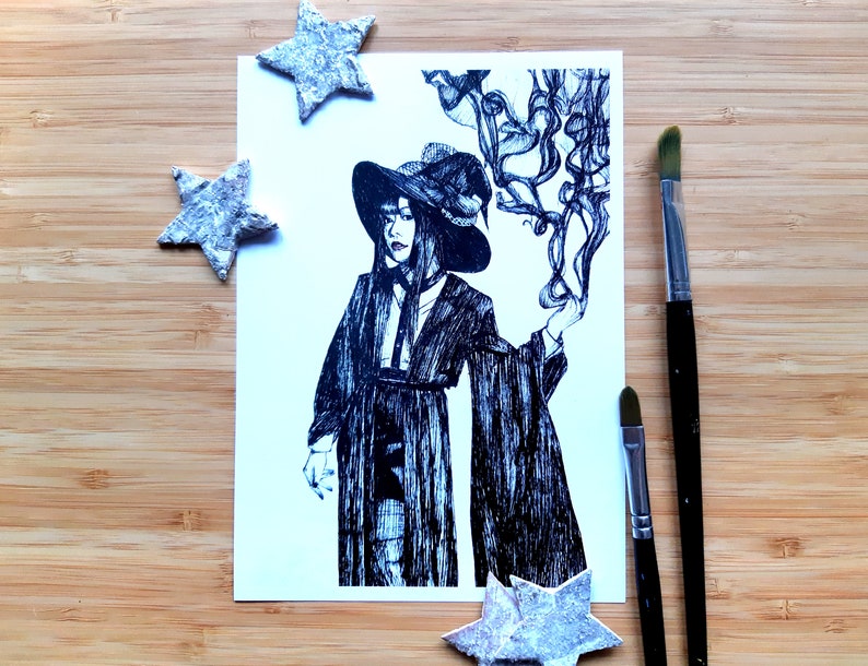 Dibujo de tinta de bruja ahumada A4-A6 Impresiones y postales por ...