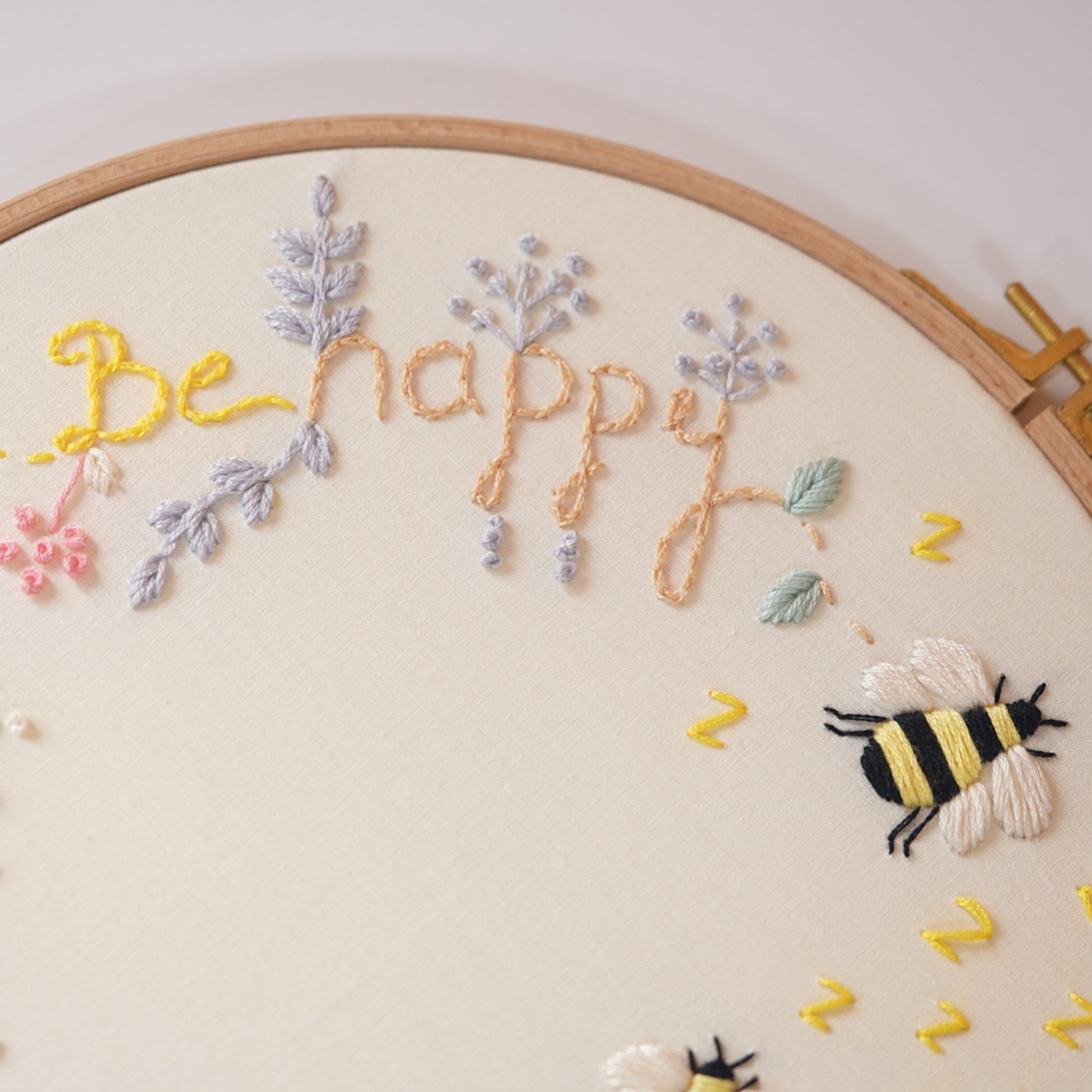 PDF Pattern Video Tutorial/be Happy-hand Embroidery - Etsy