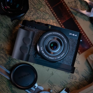 Fujifilm X-E4 Hand Grip With Built-in Thumb Rest | XE4 | 3D Printed L ...