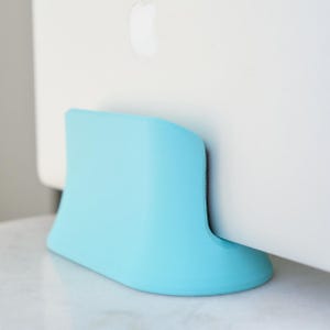 Minimalist Laptop Holder MacBook Stand Sleek & Space-saving Stand - Etsy