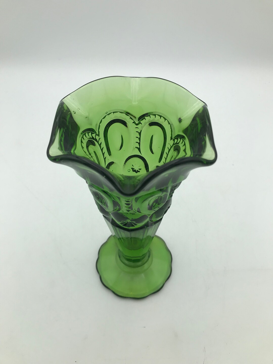 Art Deco Emerald Green Glass Vase HERITAGE - Handmade by Smith - Etsy