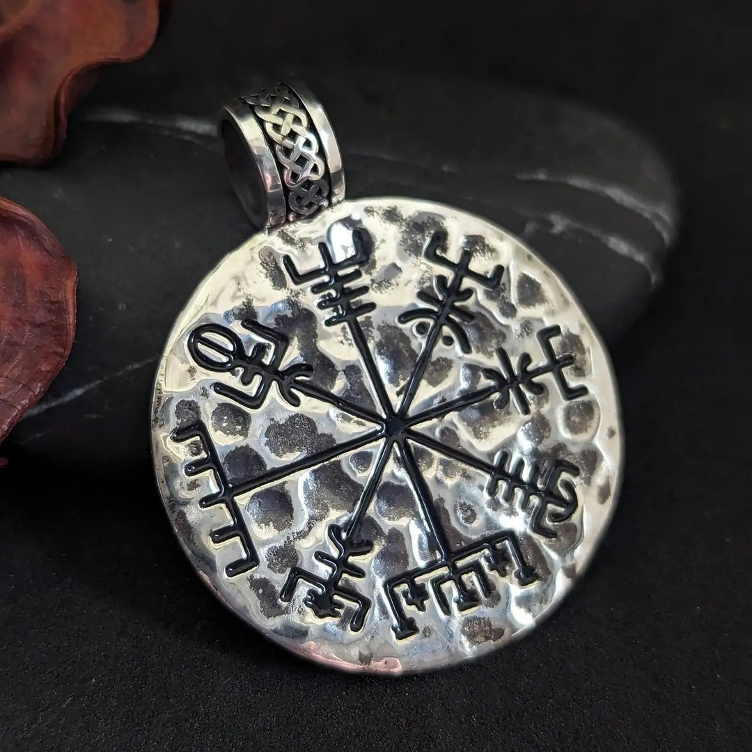 Norse Runic Compass Vegvisir Pendant - Aegishjalm Amulet on Stone - Etsy