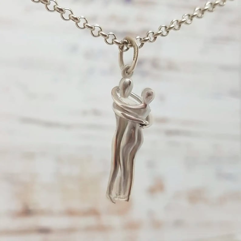 Couple Necklace Dancing Pendant Hug Necklace for Couples Hugging ...