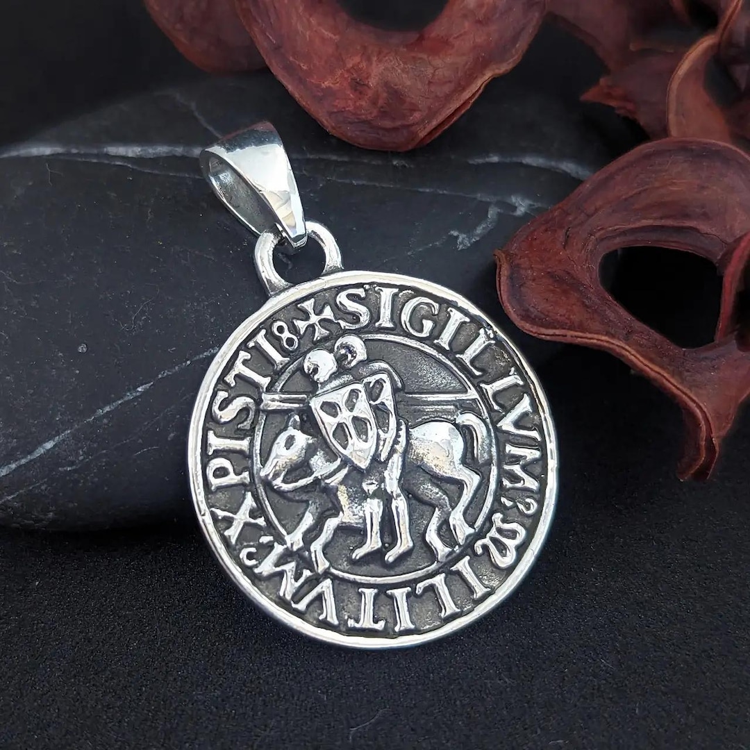 Seal of the Templars Pendant - SIGILLUM MILITUM XPISTI, Templar Crosses ...