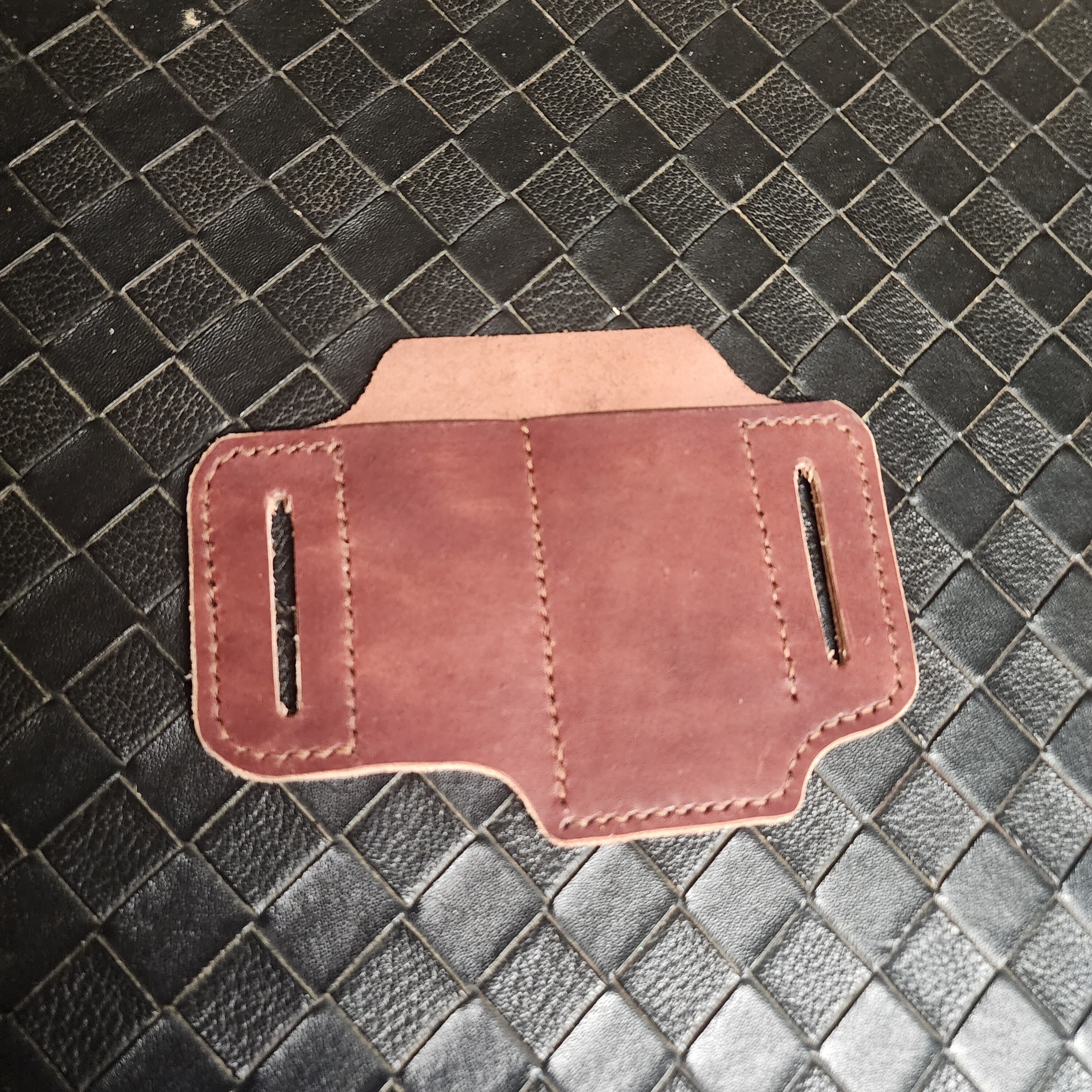 Custom Leather EDC Sheath: Stylish and Functional Everyday Carry ...