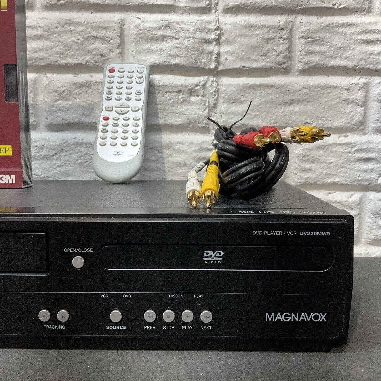 Magnavox DV220MW9 Dvd Vcr Combo Player Vhs Recorder W/ Remote Cables ... Magnavox DV220MW9 Dvd Vcr Combo Player Vhs Recorder W/ Remote Cables ...