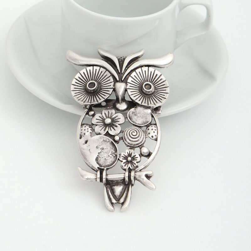 Christmas Brooch - Etsy