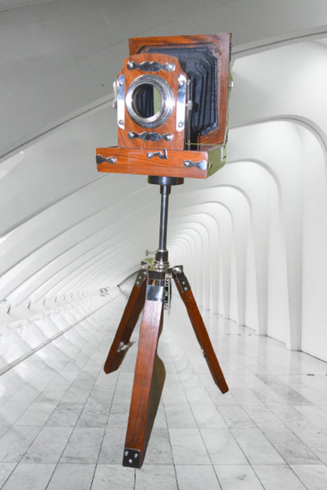 Antique Vintage Look Wooden Film Camera With Wooden Tripod ~ Home ...