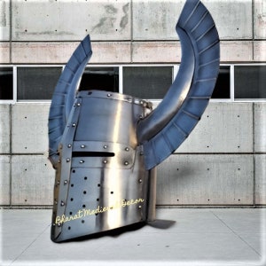 Medieval Templar Fantasy Warrior Helmet | Knight Great Templar Horn ...