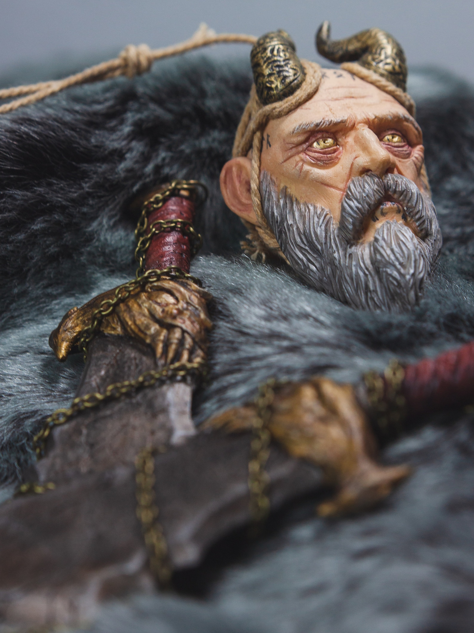 God of War Inspired Hangable Set Mimir and Blades of Chaos | Etsy