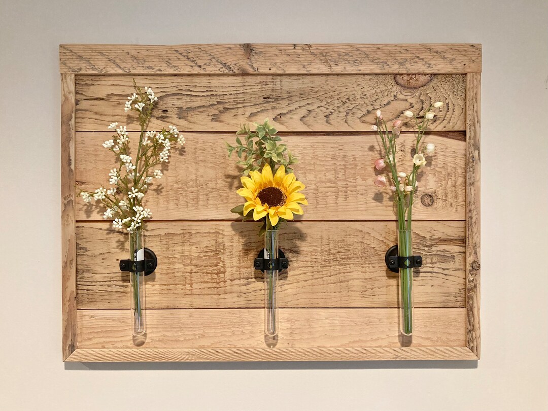 Reclaimed Farmhouse Wood Shiplap & Mini Vase Floral Wall Display - Etsy
