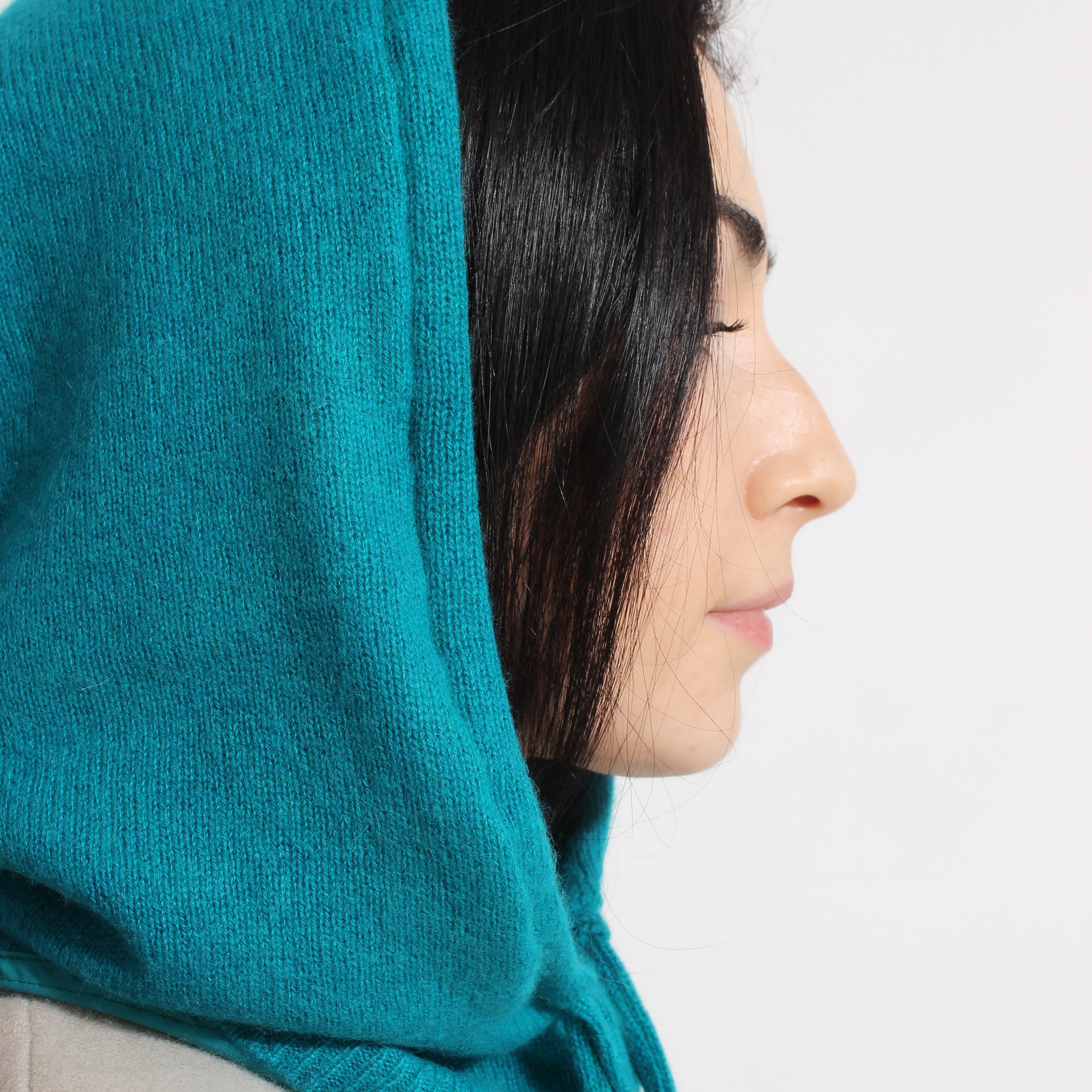 Pure Cashmere & Silk Hood With Strings Regulation. Made From 100% ...