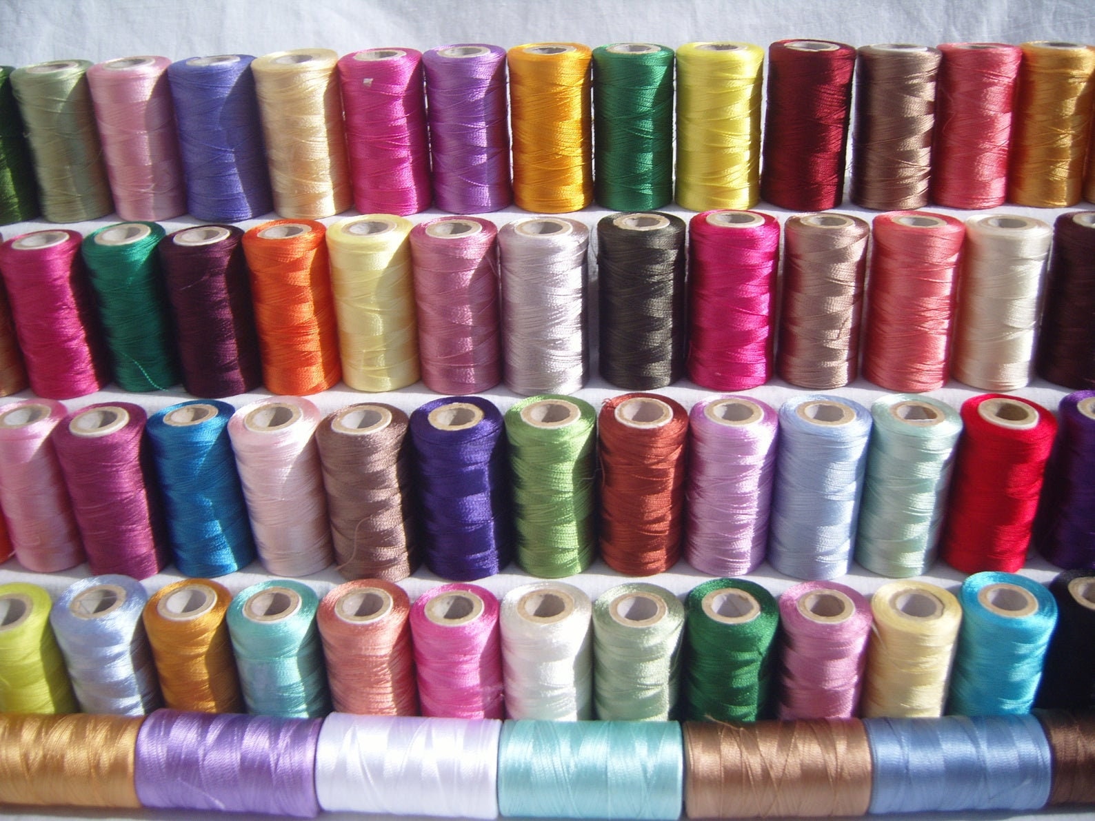 Wholesale Lot SPOOL OF SILK Sewing Thread Machine Thread - Etsy
