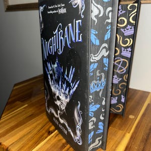 Lightlark Series Sprayed and Stenciled Edges - Etsy
