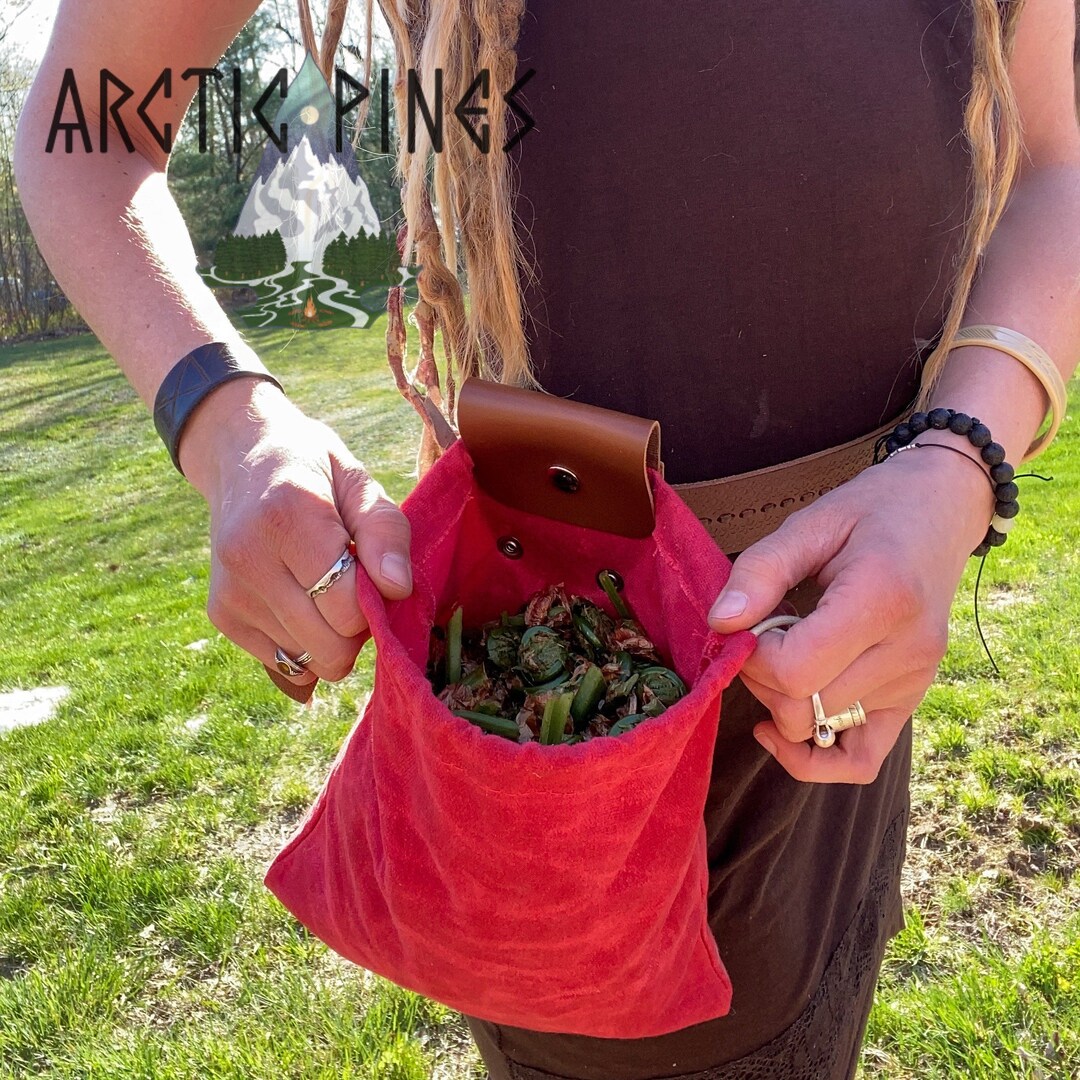 RED CHESTNUT Gathering Foraging Bag Folding Collapsable Drawstring ...