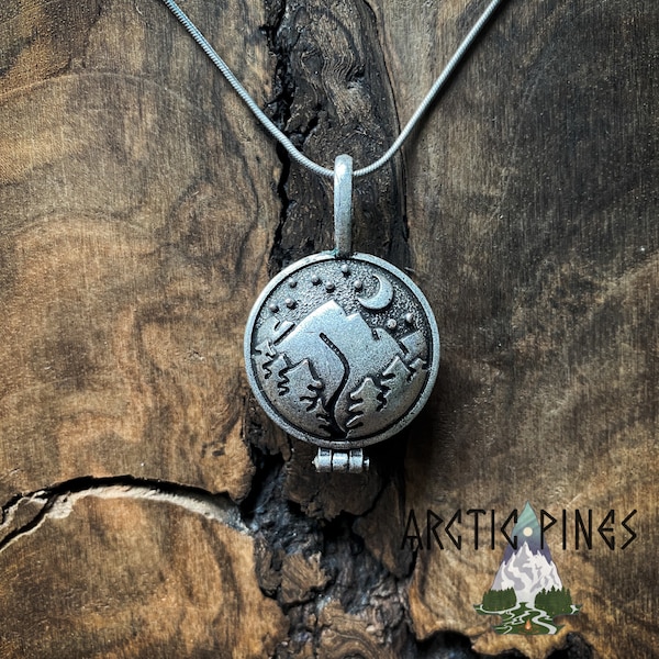 Hidden Compartment Necklace - Etsy
