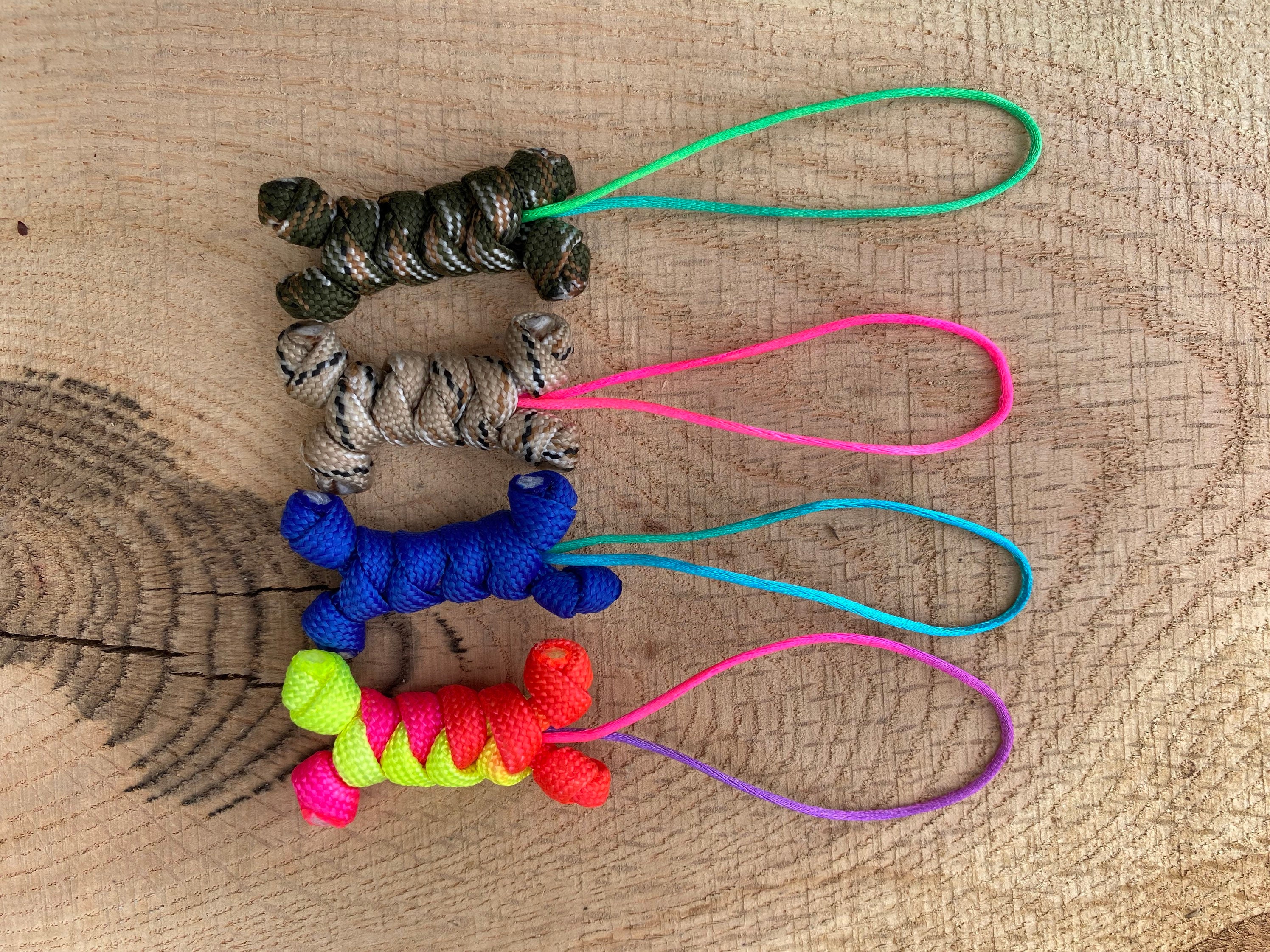Paracord Loop Dog Bones Measures 1.5" - 550 Paracord - Etsy UK
