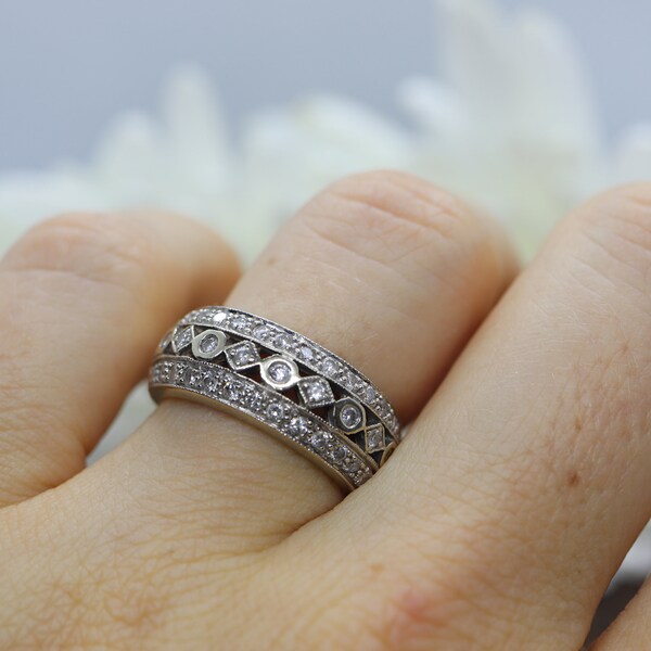 Intricate Band - Etsy