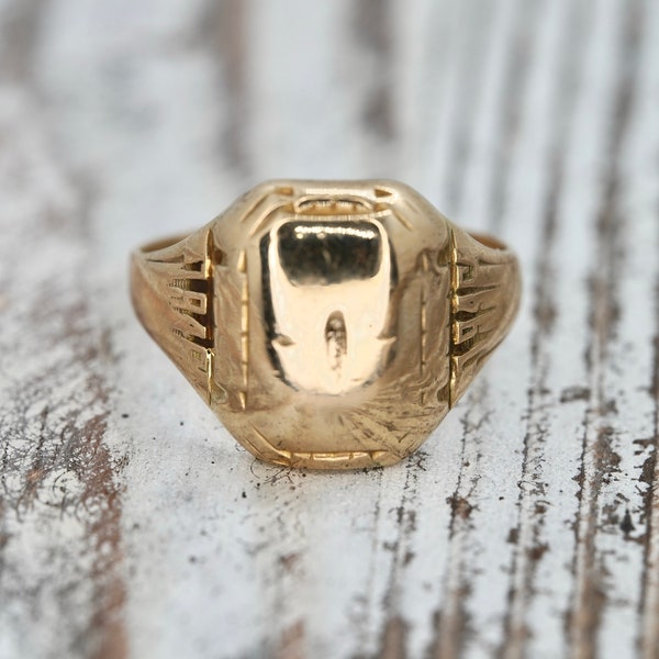 Class Ring - Etsy