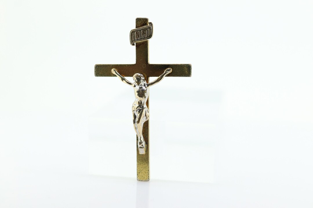 Detailed Cross. Crucified Jesus Crucifix Pendant St(70) - Etsy
