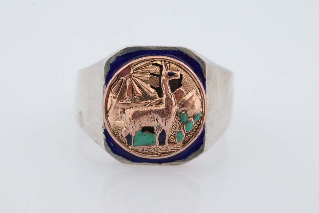 18k Heavy Signet Ring. Aztec Mayan or Inca With Llama Alpaca Scenery ...