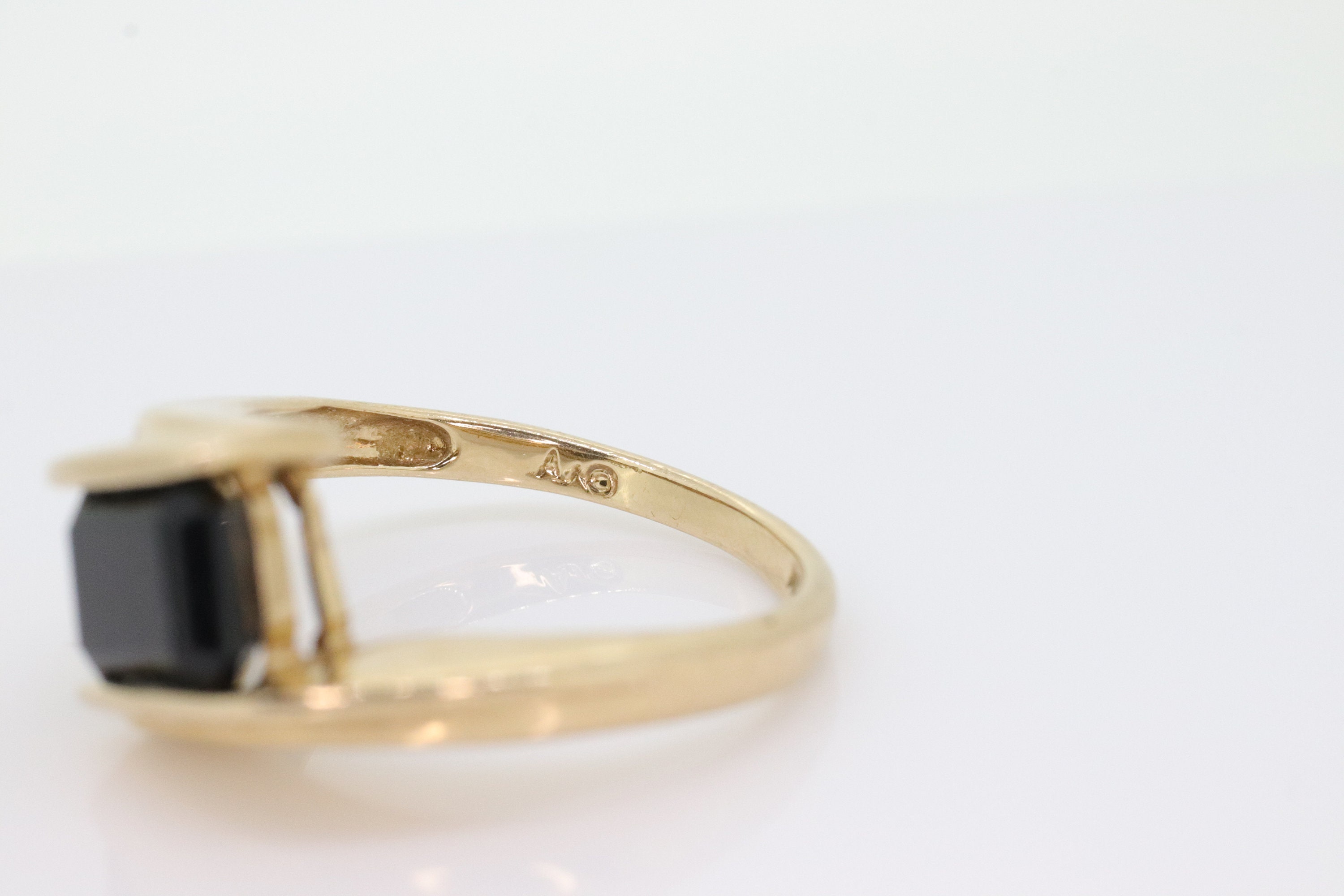 10k ONYX Ring. Modern and Slim Rectangle Onyx Signet Ring. Onyx Bypass ...