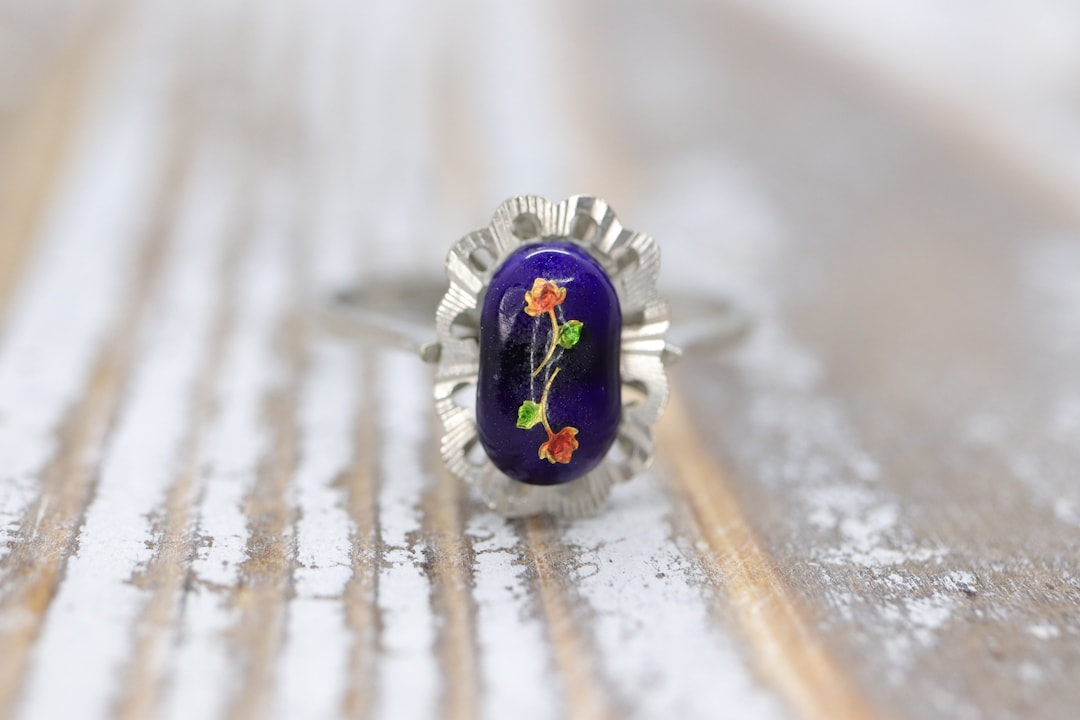 18k White Gold Enamel Ring. Tiny Roses Painted Enamel Ring. - Etsy