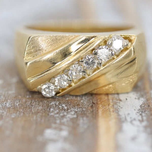 Bar Channel Ring - Etsy