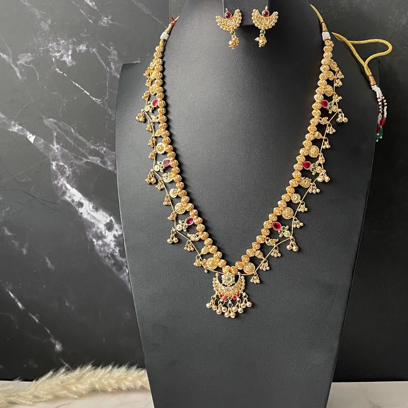 Kolhapuri Saaj With Traditional Earrings : Marathi Bridal Jewelry - Etsy