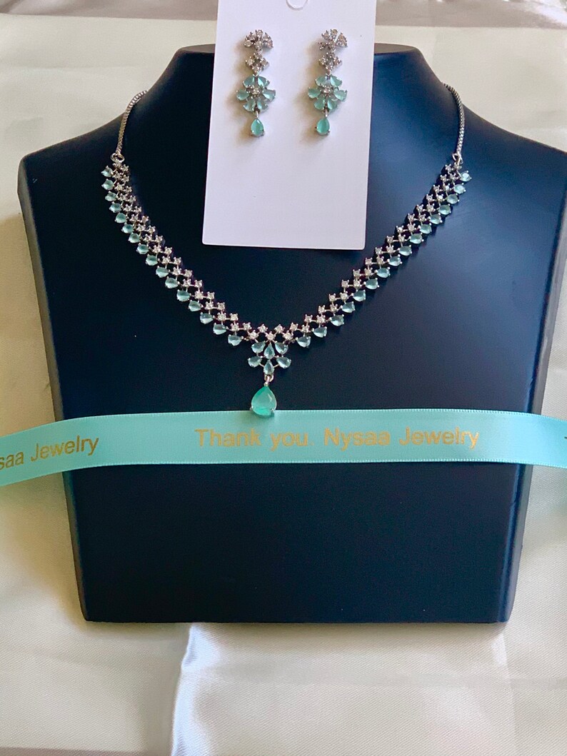 Delicate Necklace Set Classic Necklace Set Bollywood - Etsy