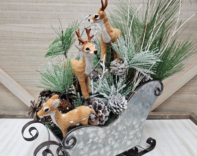 Reindeer Winter Wonderland Rustic Sleigh Arrangement, Christmas Table ...