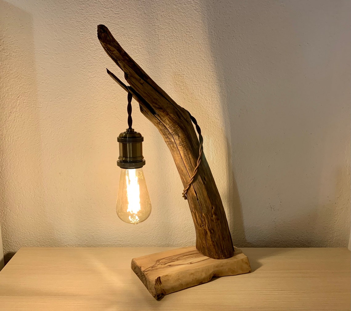 Lampada in legno fatta a mano pezzo unico.. | Etsy