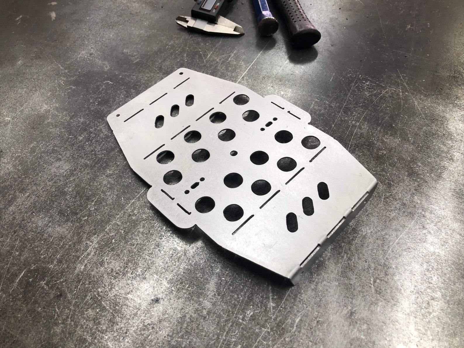 Spark Plug Storage Caddy 16 Rack DXF File for Plasma, Garage, Workshop ...