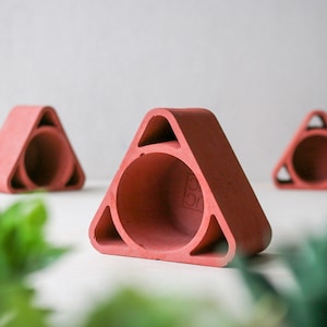 Terracotta Red Concrete Triangle Planter | Minimalist Planter Pot ...