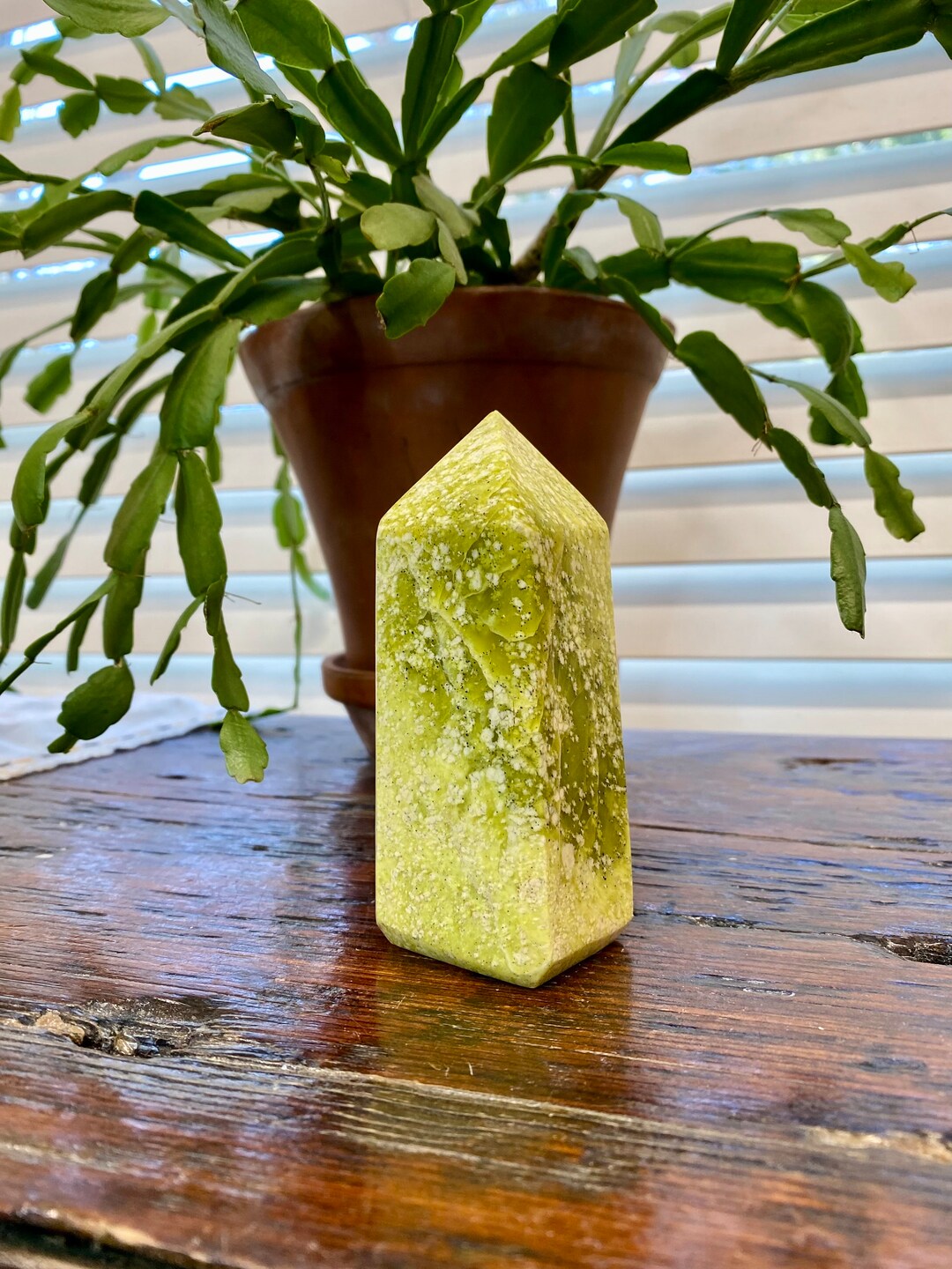 Serpentine Stone Serpentine Tower Lemon Serpentine crystal Towers ...