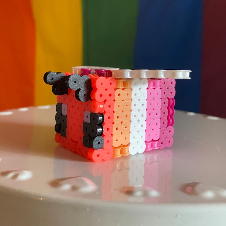 Lesbian Flag Lgbeet Minecraft Bees - Minecraft LGBTQ+ Flags Perler ...