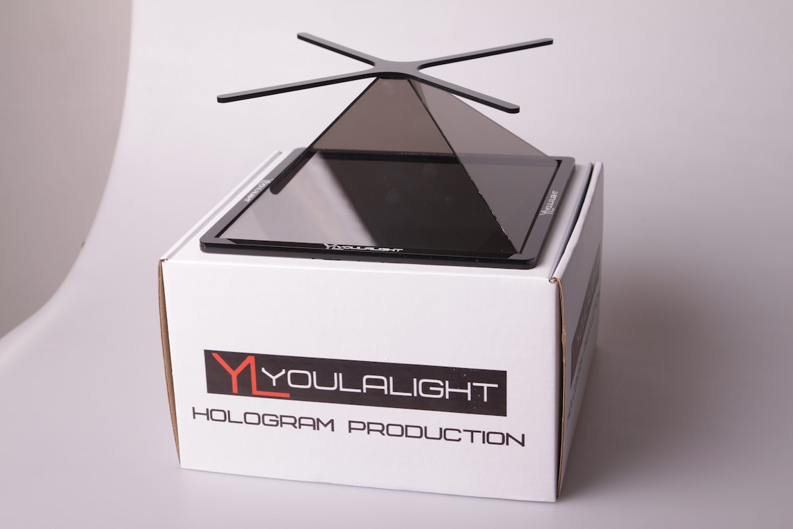 3D Holographic Pyramid for 10" Inch Tablet - Etsy