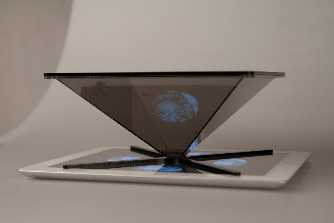 3D Holographic Pyramid for 10" Inch Tablet - Etsy