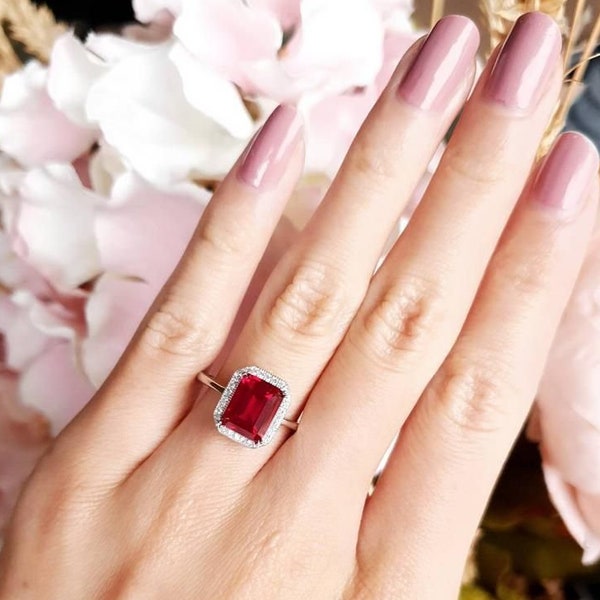 Ruby Emerald Ring - Etsy