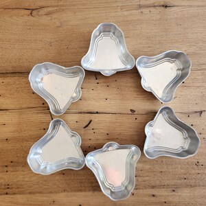 Vintage Mini Bell Molds - Vintage Cake/muffin Tins - Aluminum ...