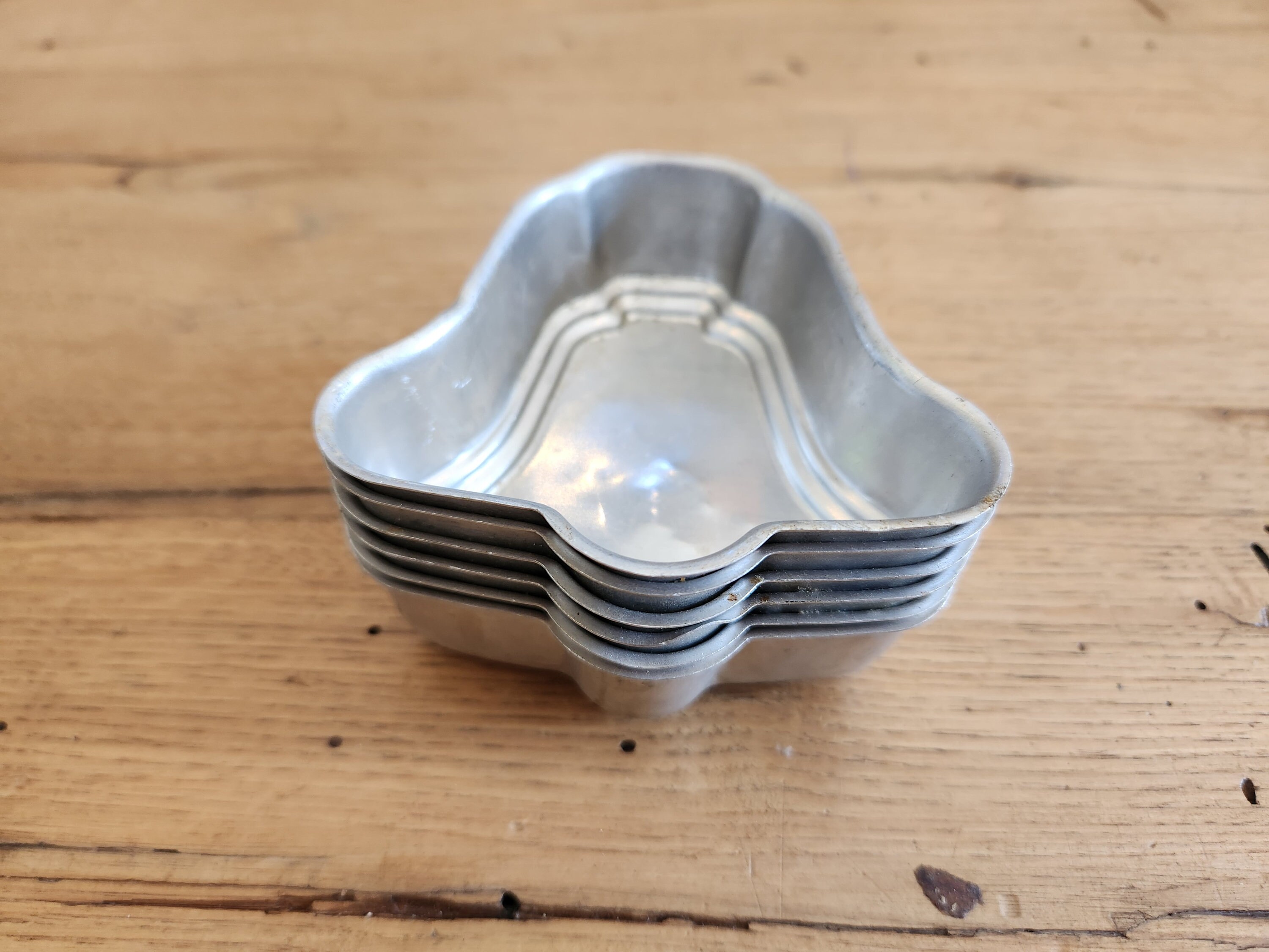 Vintage Mini Bell Molds - Vintage Cake/muffin Tins - Aluminum ...
