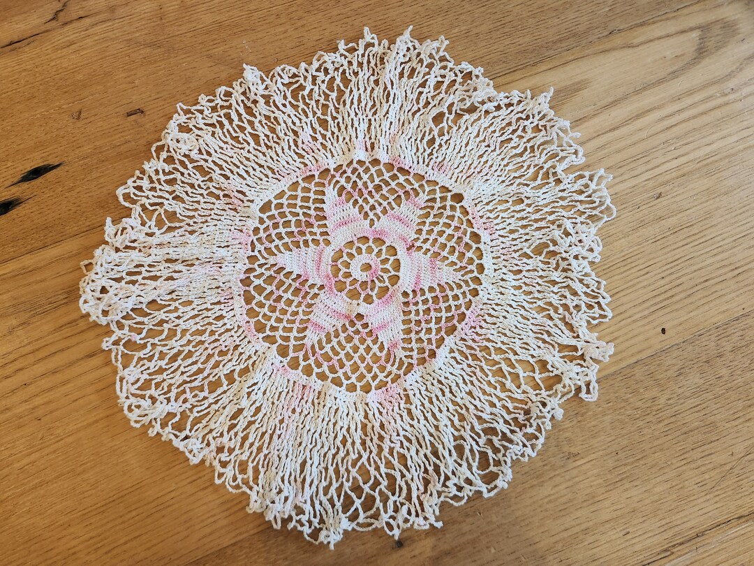 Vintage Crotched Knitted Doily - Pink and White Star Doily - Vintage ...