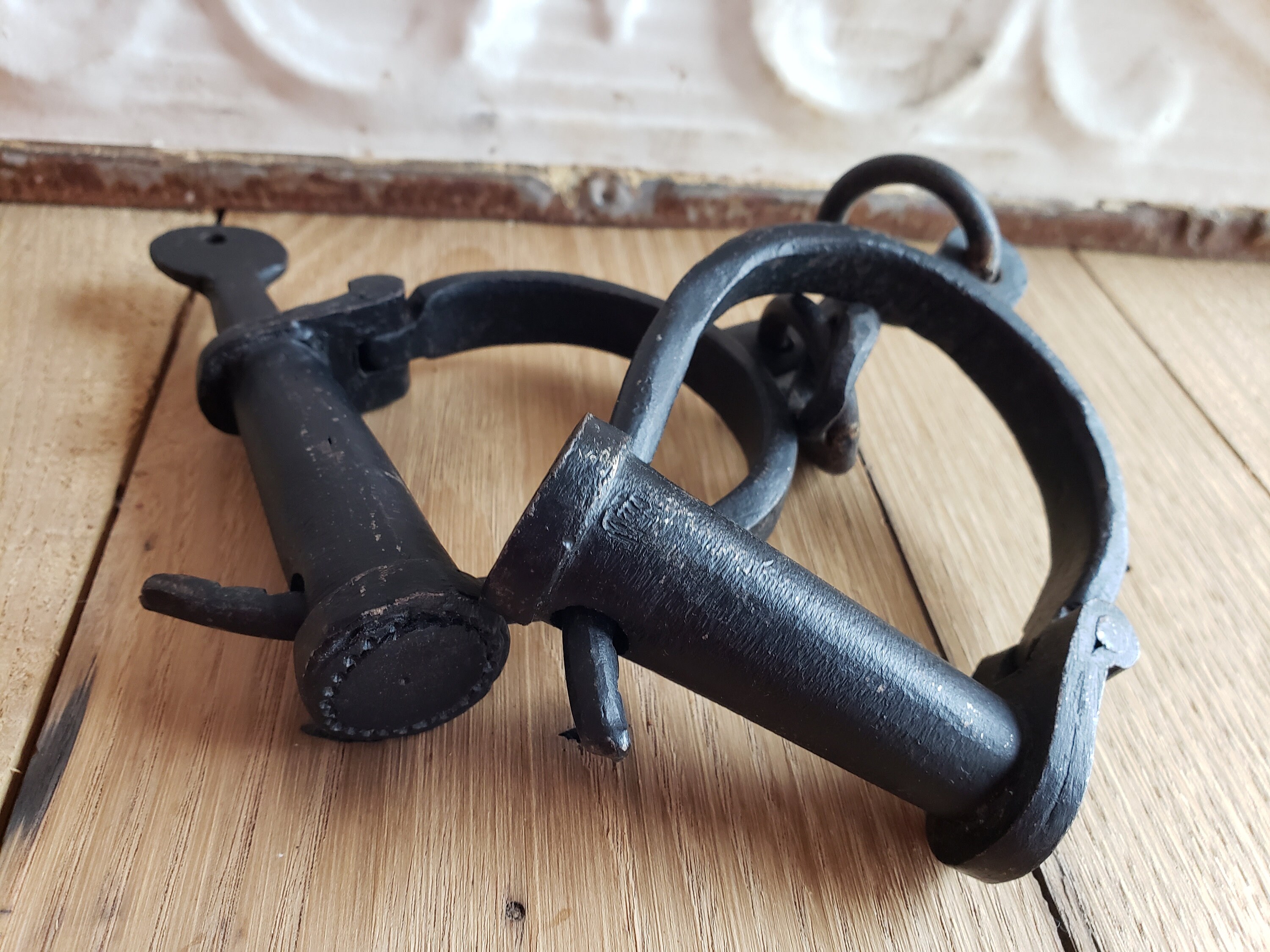 Police Shackles for sale | Only 2 left at -75%