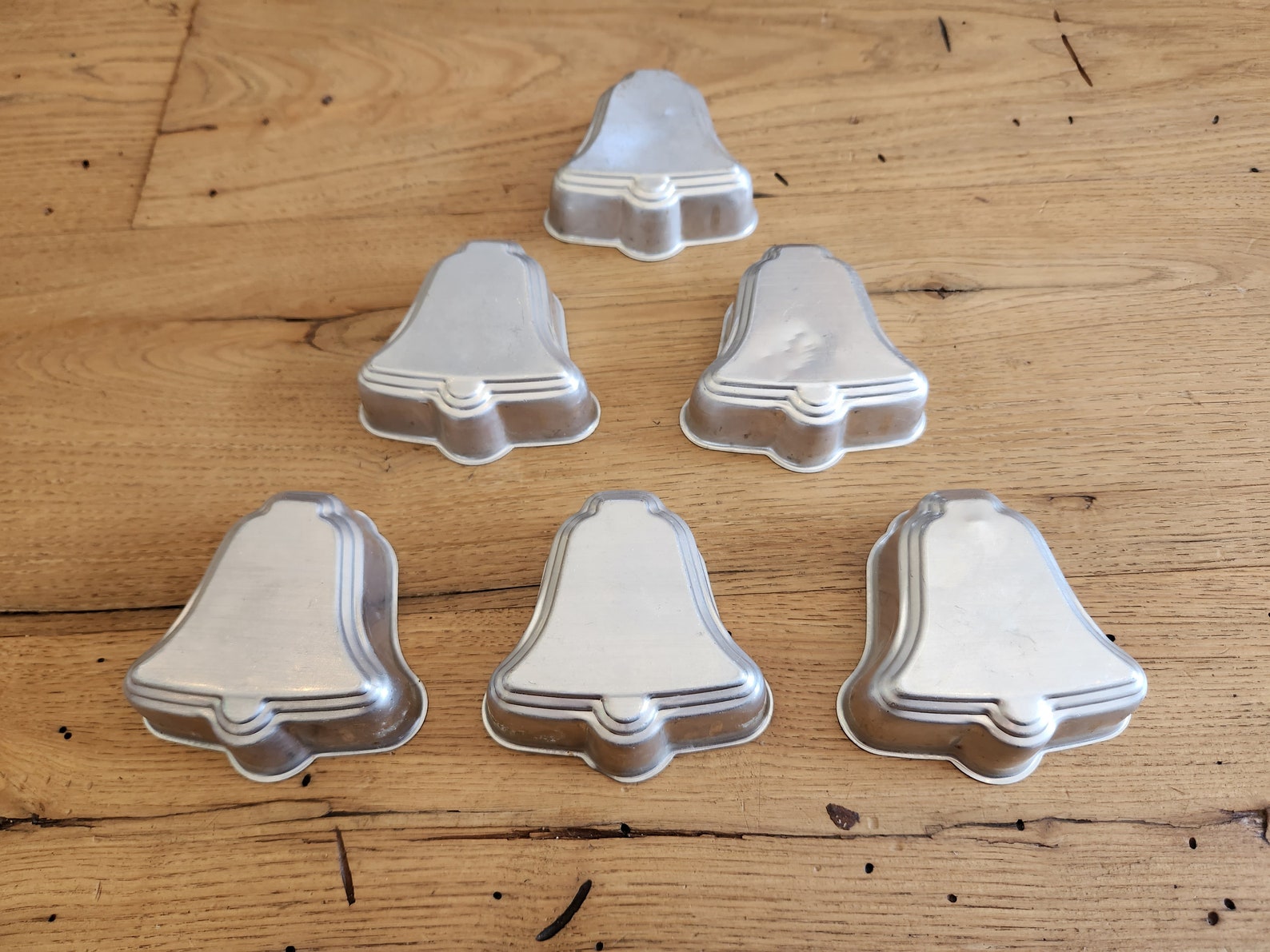 Vintage Mini Bell Molds - Vintage Cake/muffin Tins - Aluminum ...
