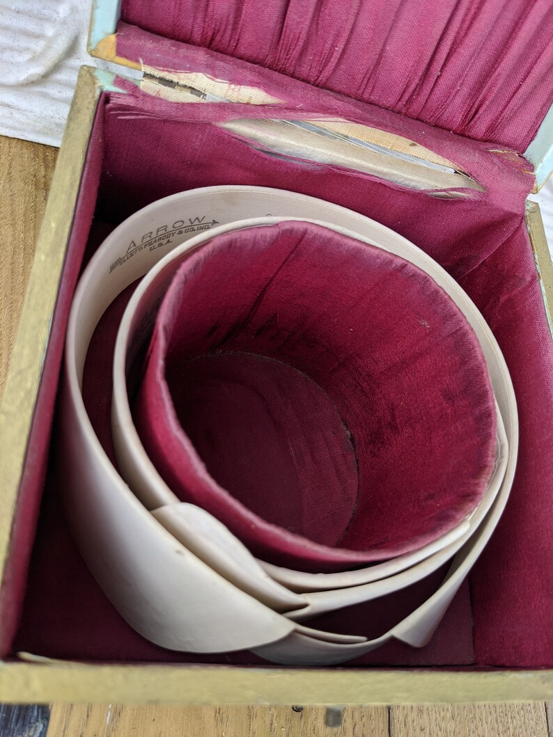 Vintage Collar Box Detachable Collar - Etsy