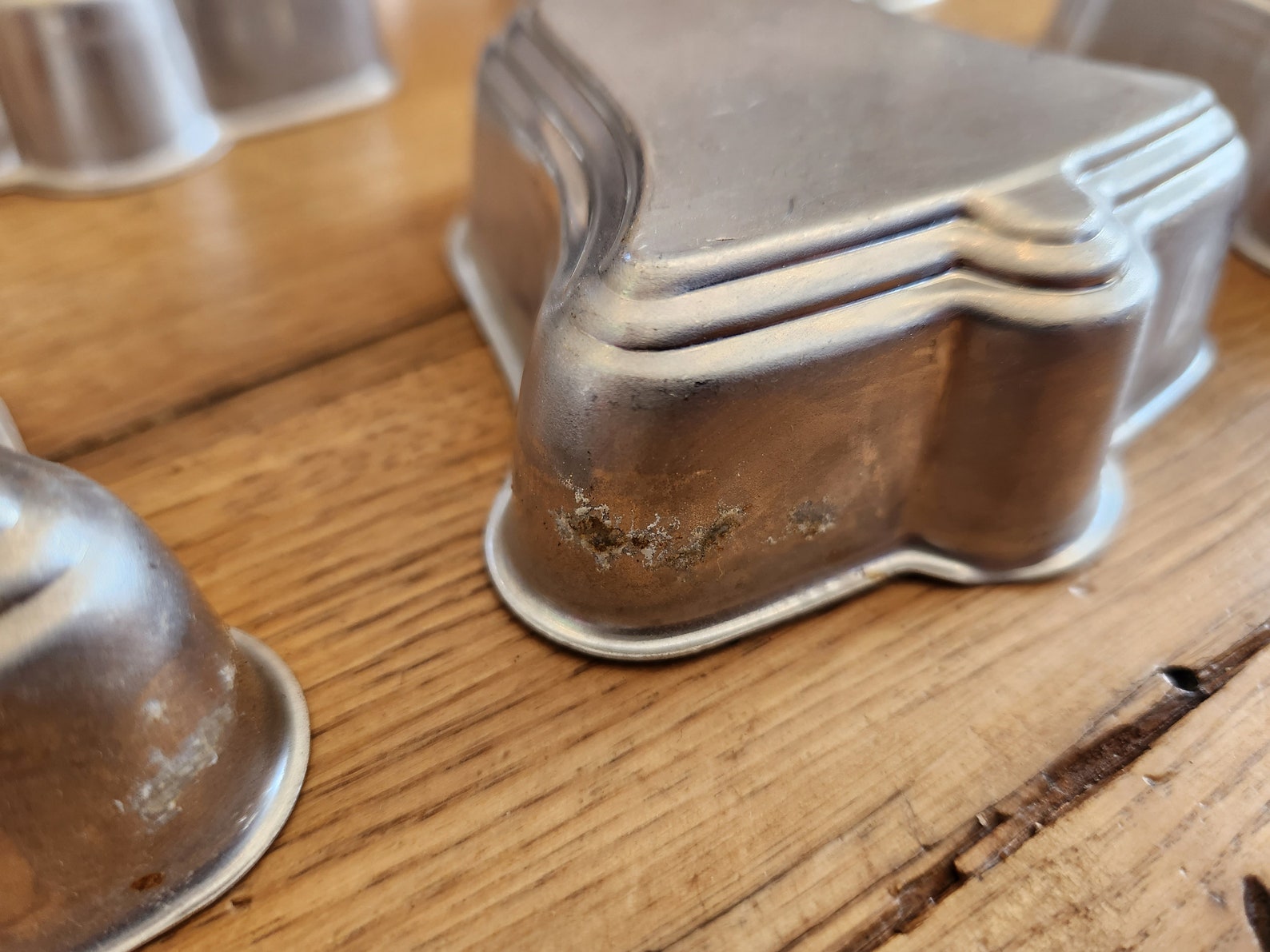 Vintage Mini Bell Molds - Vintage Cake/muffin Tins - Aluminum ...
