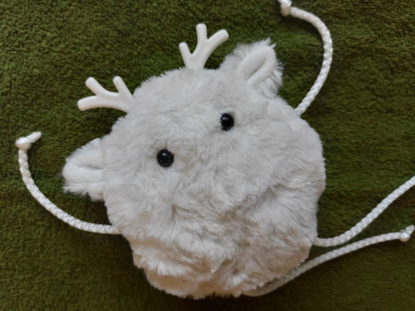 White-Ball-Creature Large | Etsy