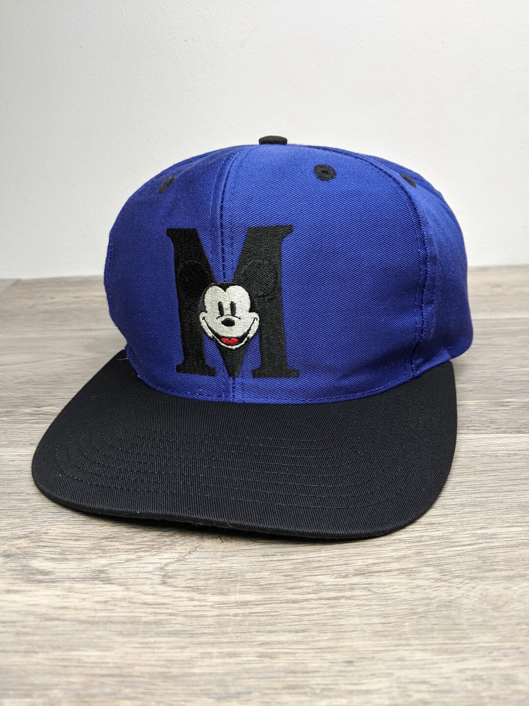 Vintage 90's Walt Disney Mickey Mouse Goofy Hat Co Snapback Hat Tshirt ...